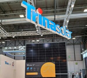 Trina Solar launches Vertex S+ n type rooftop modules - GreentechLead
